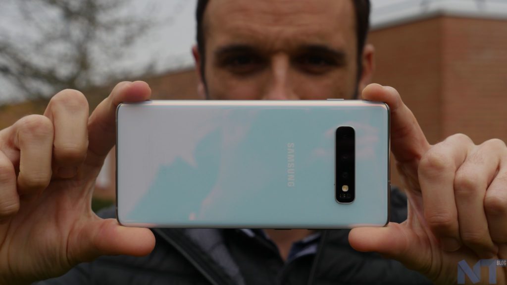 Test du Galaxy S10+ : trois caméras, un écran époustouflant