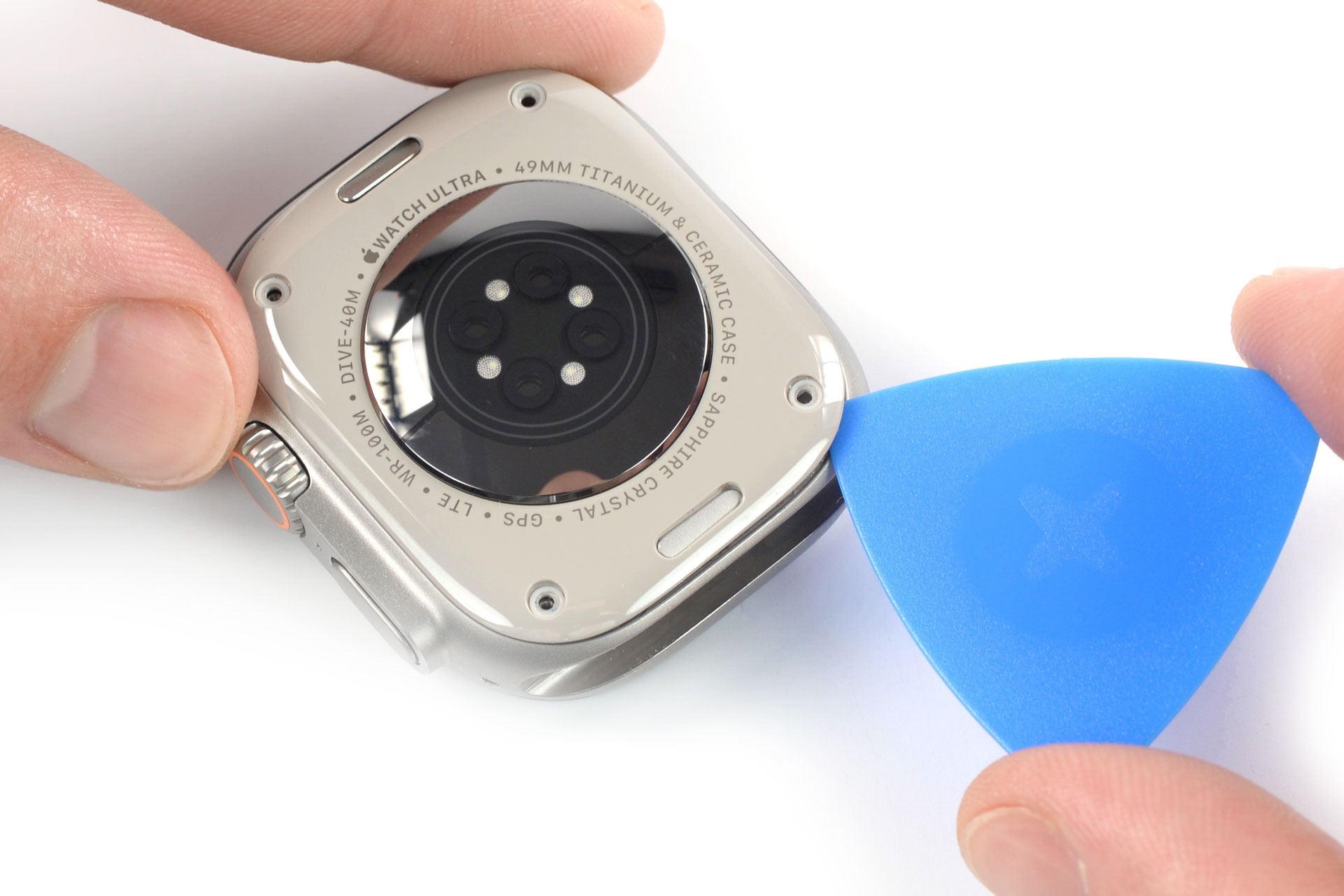 Le démontage de l'Apple Watch Ultra par iFixit révèle que cette montre ...